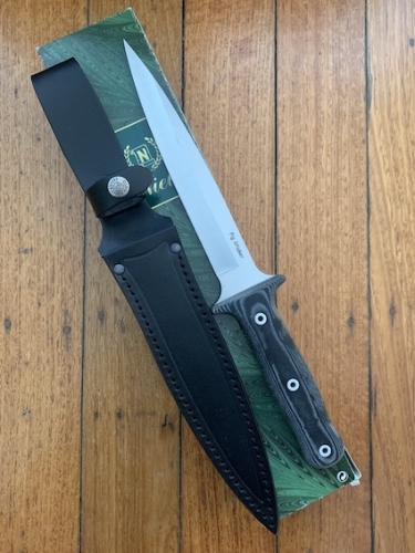 New in the box older model Nieto Pig Sticker – Blade Trader